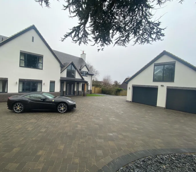 6 driveway designs for larger spaces | Marshalls