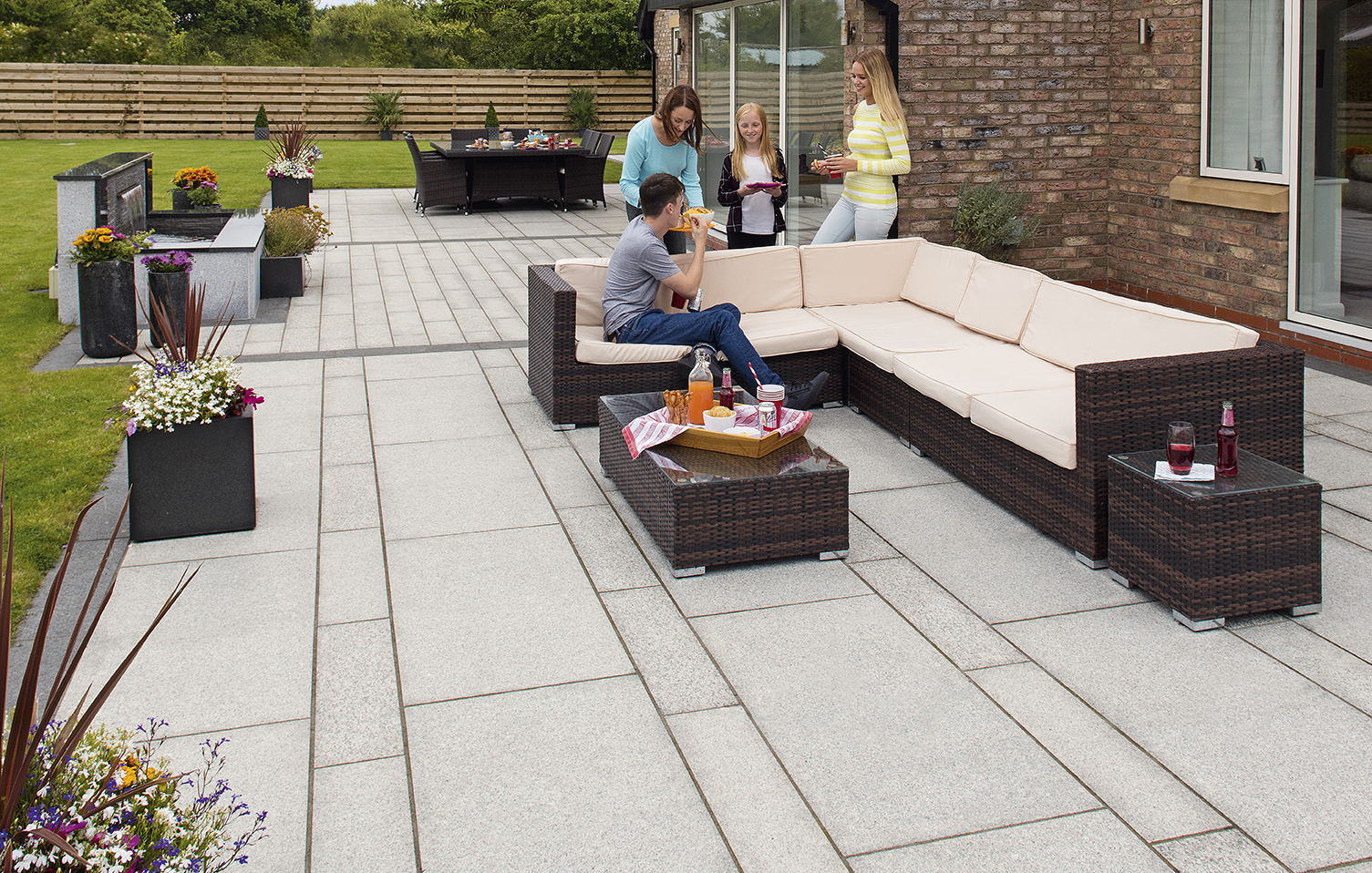 Private outdoor spaces blog | Marshalls